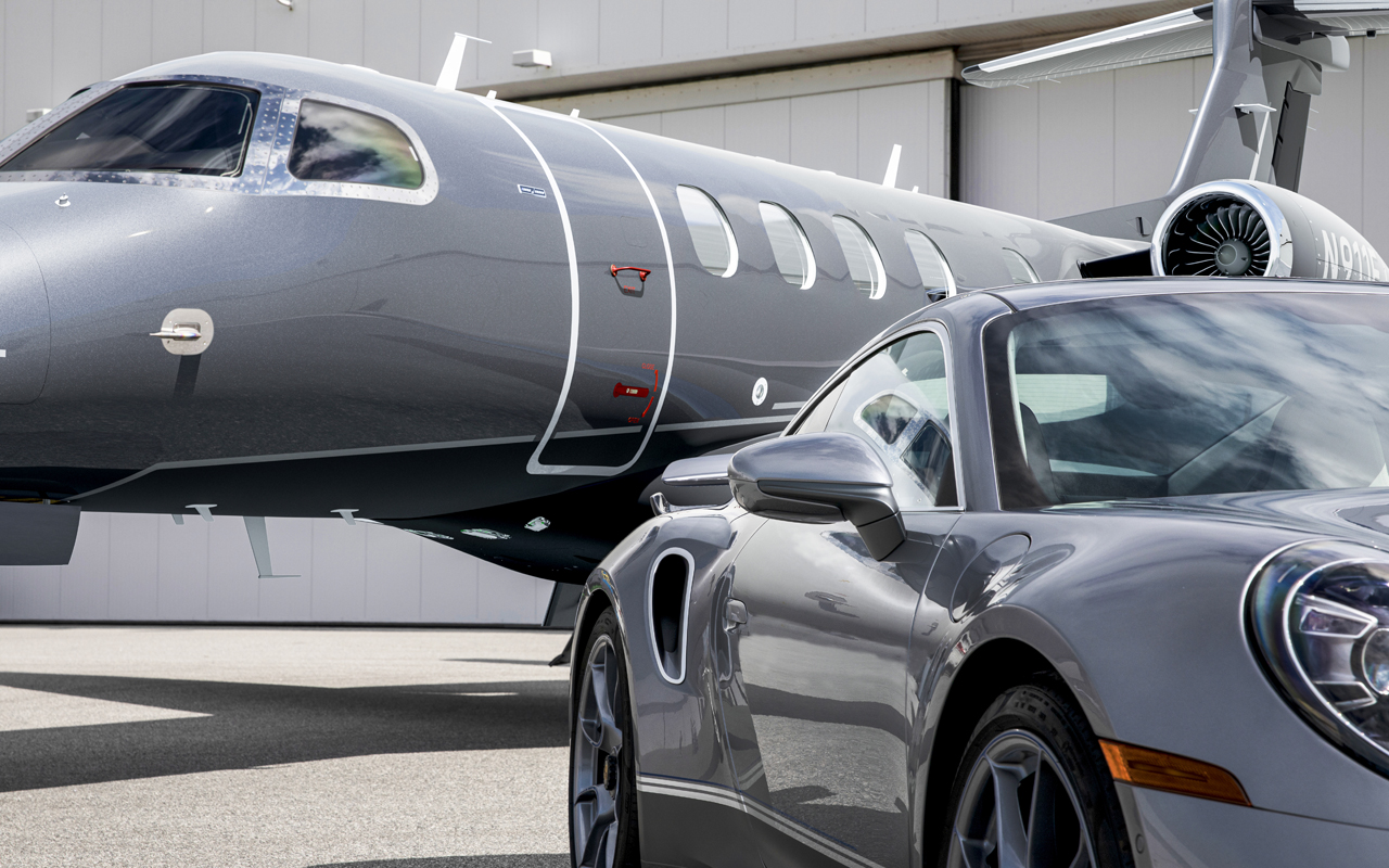 Combideal: exclusieve Embraer Phenom 300 en Porsche 911 | Luchtvaartnieuws