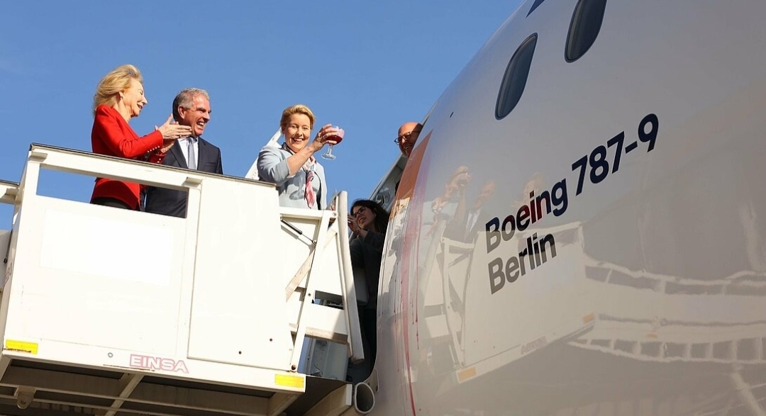 Lufthansa doopt eerste Boeing 787 | Luchtvaartnieuws