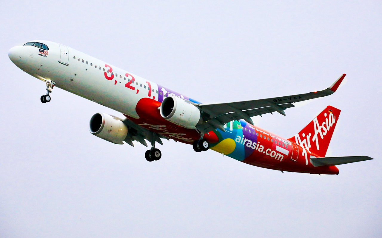 Eerste Airbus A321neo voor AirAsia kiest het luchtruim | Luchtvaartnieuws