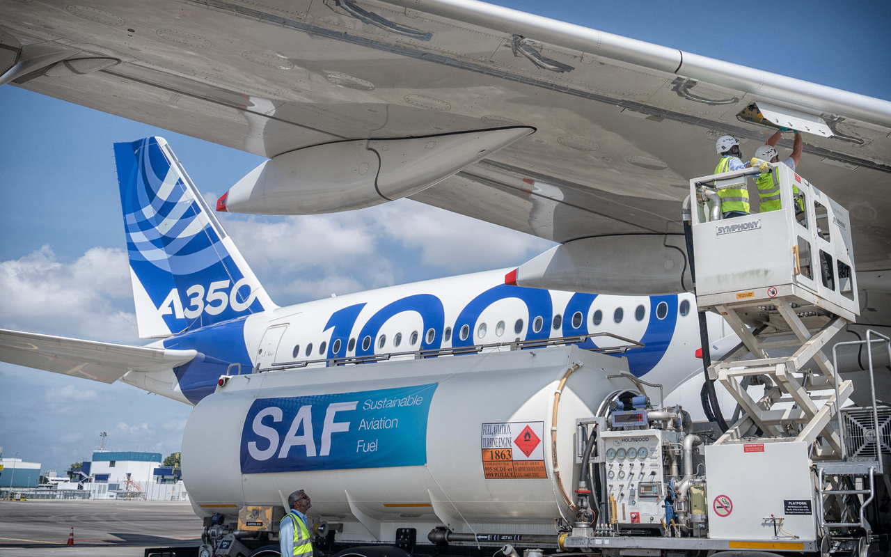 KLM stapt in fonds om productie van duurzame vliegtuigbrandstof aan te ...