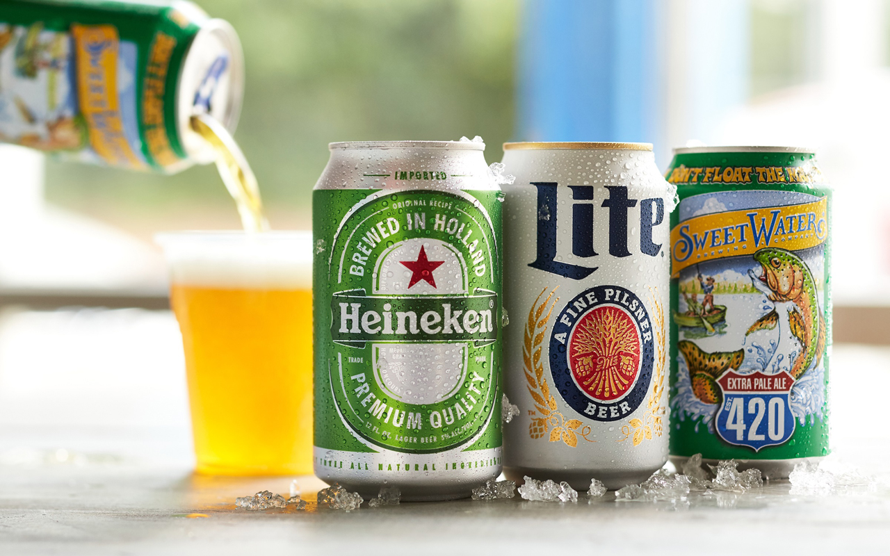 Delta serveert weer bier en wijn op binnenlandse vluchten ...