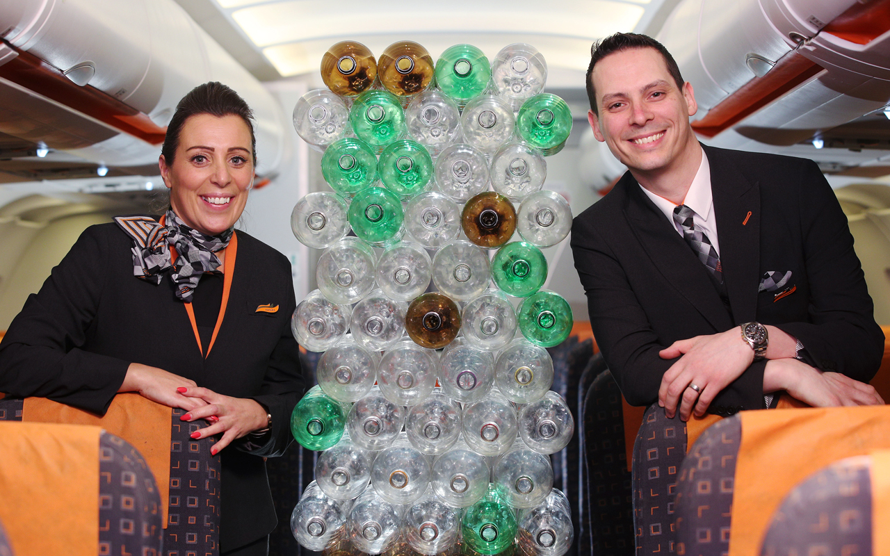 EasyJet wint duurzaamheidsprijs voor gerecyclede uniformen ...