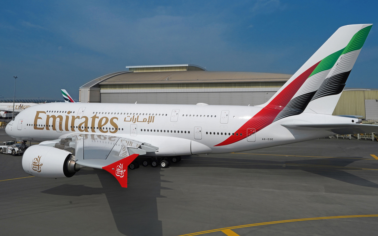 Emirates onthult opgefriste huisstijl op Airbus A380 | Luchtvaartnieuws