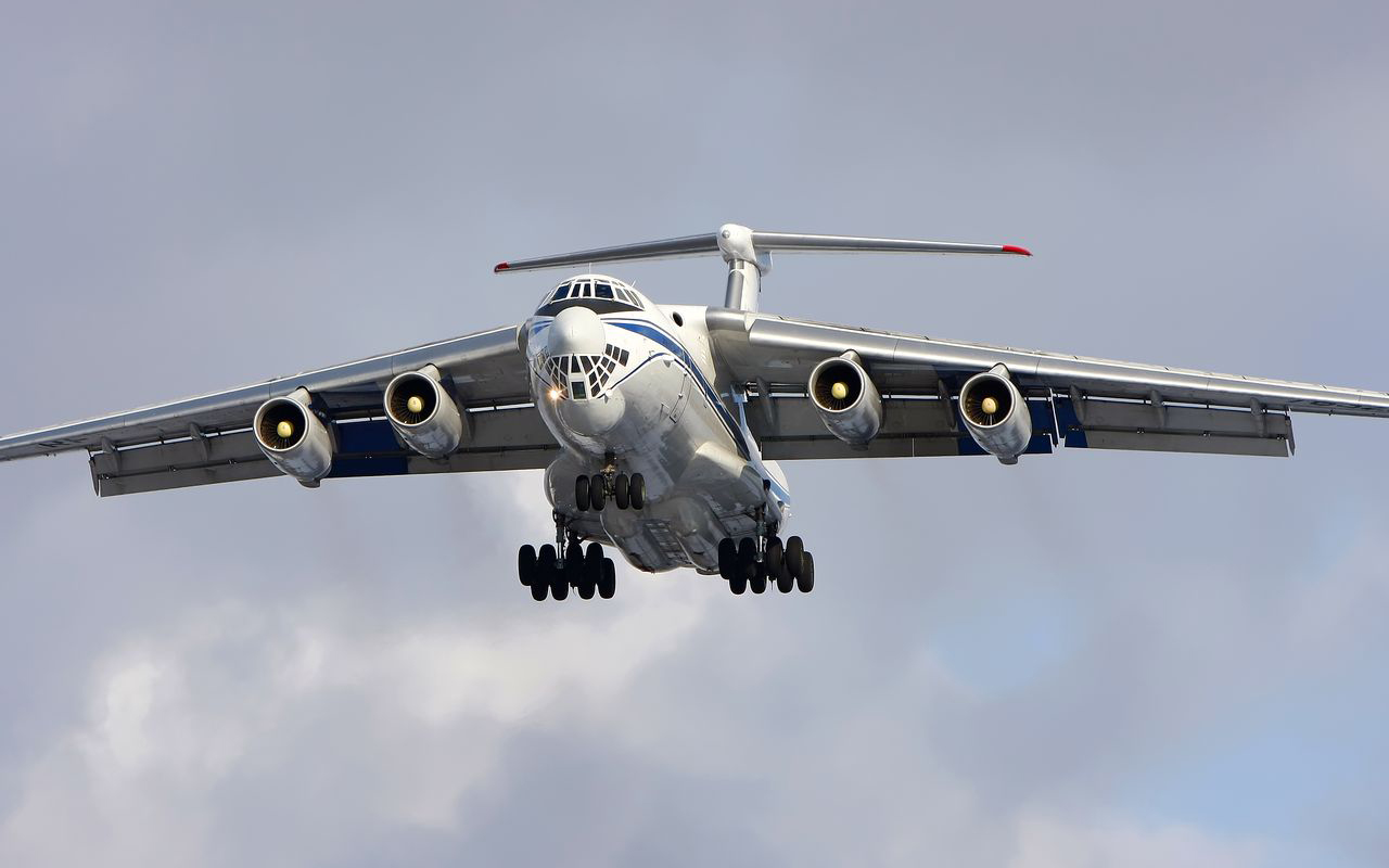 Veel doden bij crash Algerijnse Ilyushin Il-76 | Luchtvaartnieuws