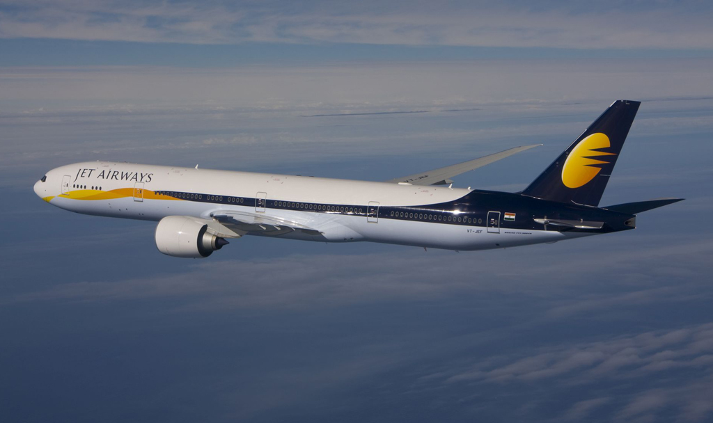 Boeing 777 Jet Airways uit voorzorg terug naar Schiphol | Luchtvaartnieuws