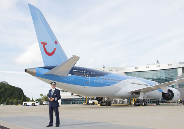 TUI neemt eerste Boeing 787-9 Dreamliner in gebruik | Luchtvaartnieuws