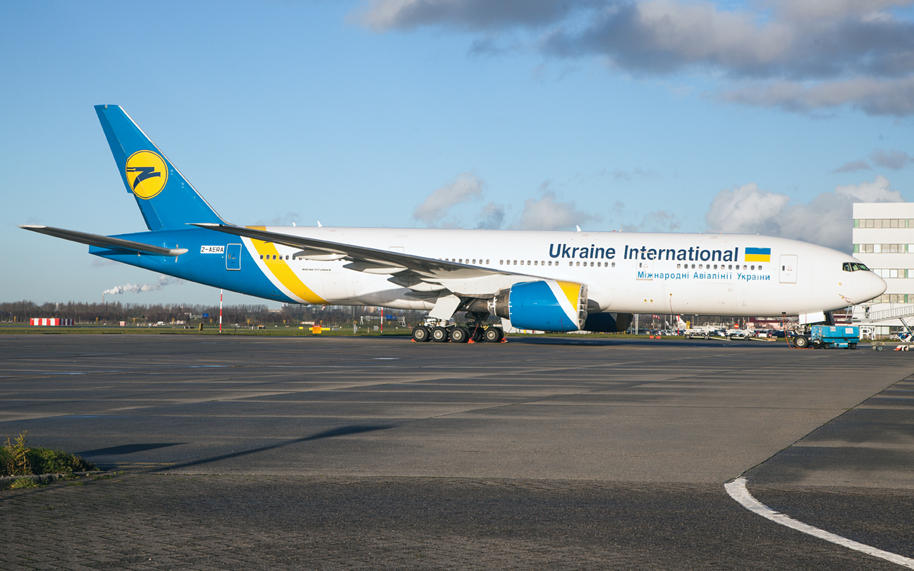 Ukraine International maakt zich op voor eerste Boeing 777 ...