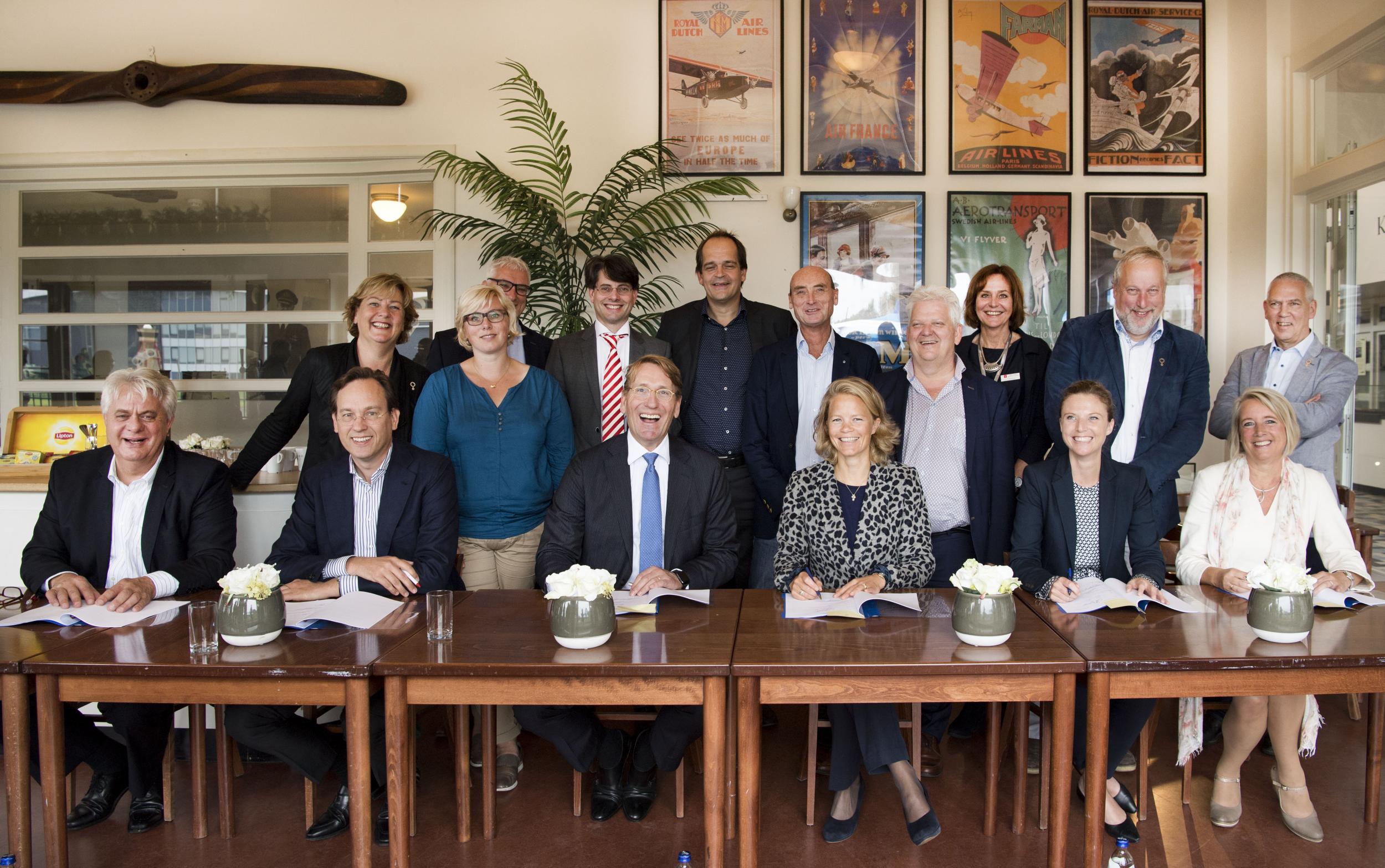 Lelystad Airport tekent samenwerking met luchtvaartopleiders ...