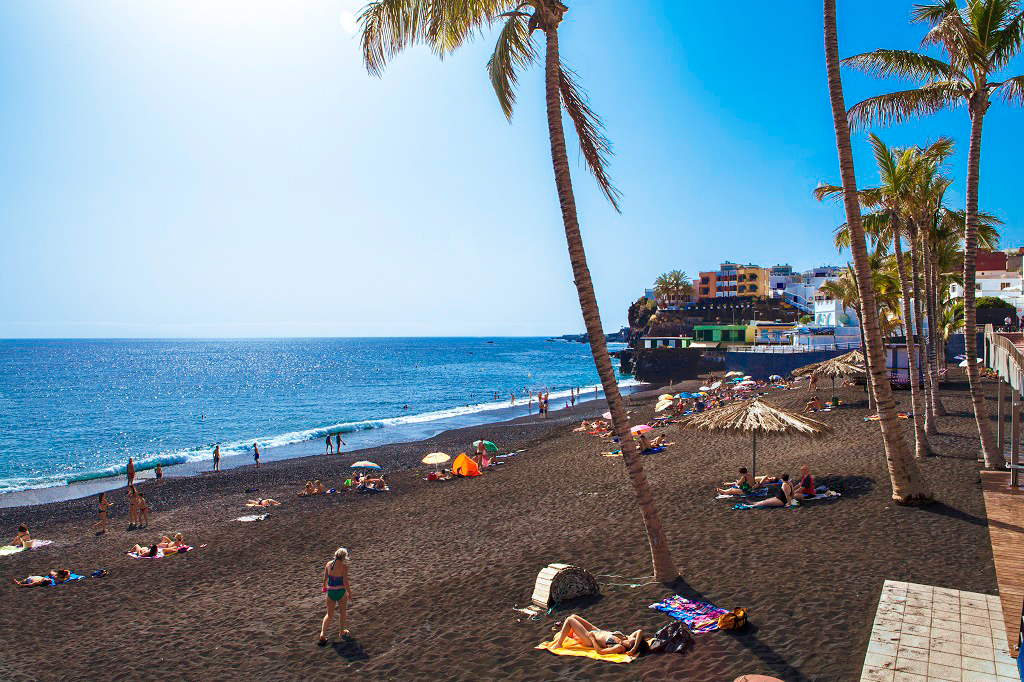 TUI haalt tientallen Nederlanders van La Palma | Luchtvaartnieuws