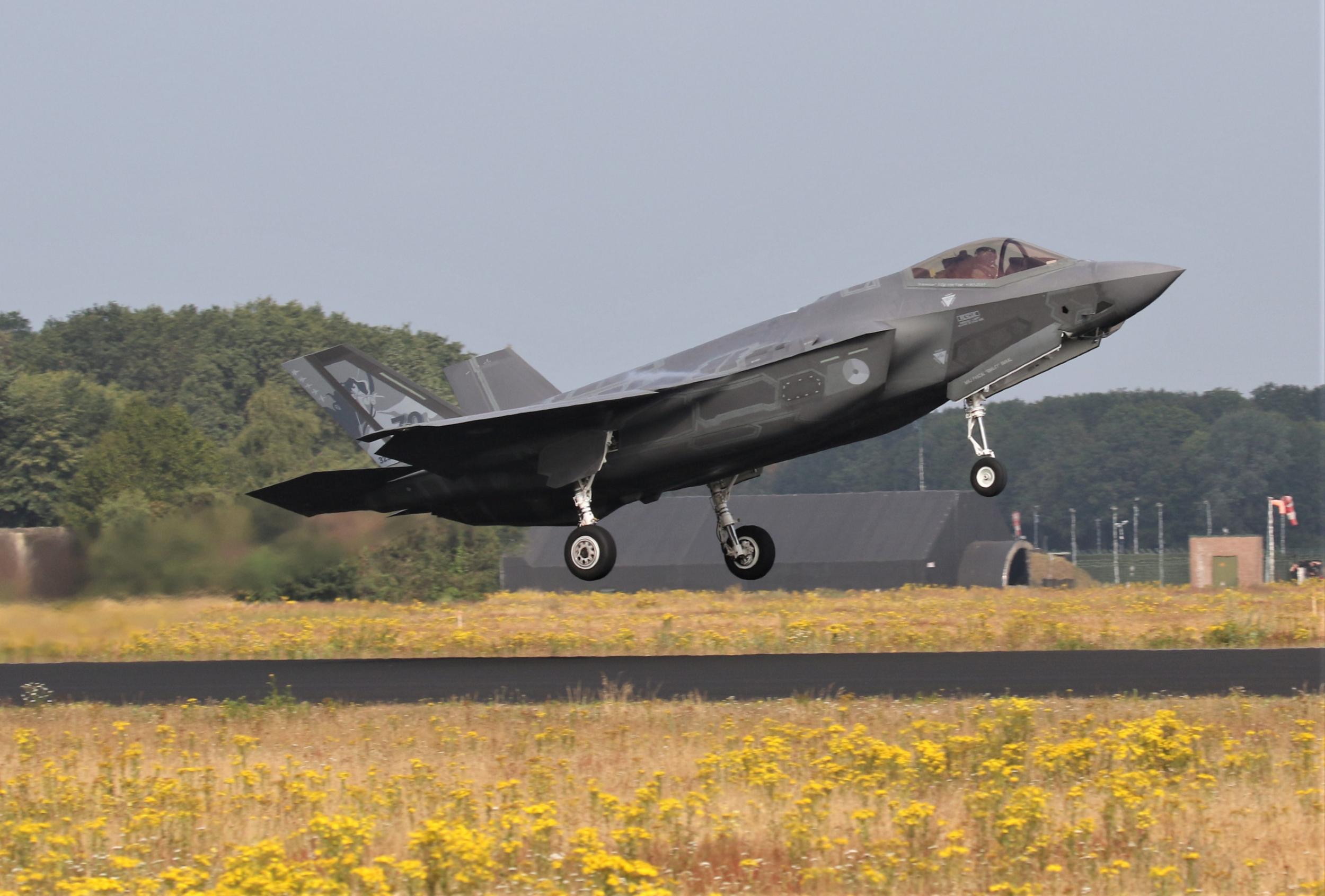 F-35 eindelijk weer vertrokken vanaf Vliegbasis Volkel | Luchtvaartnieuws