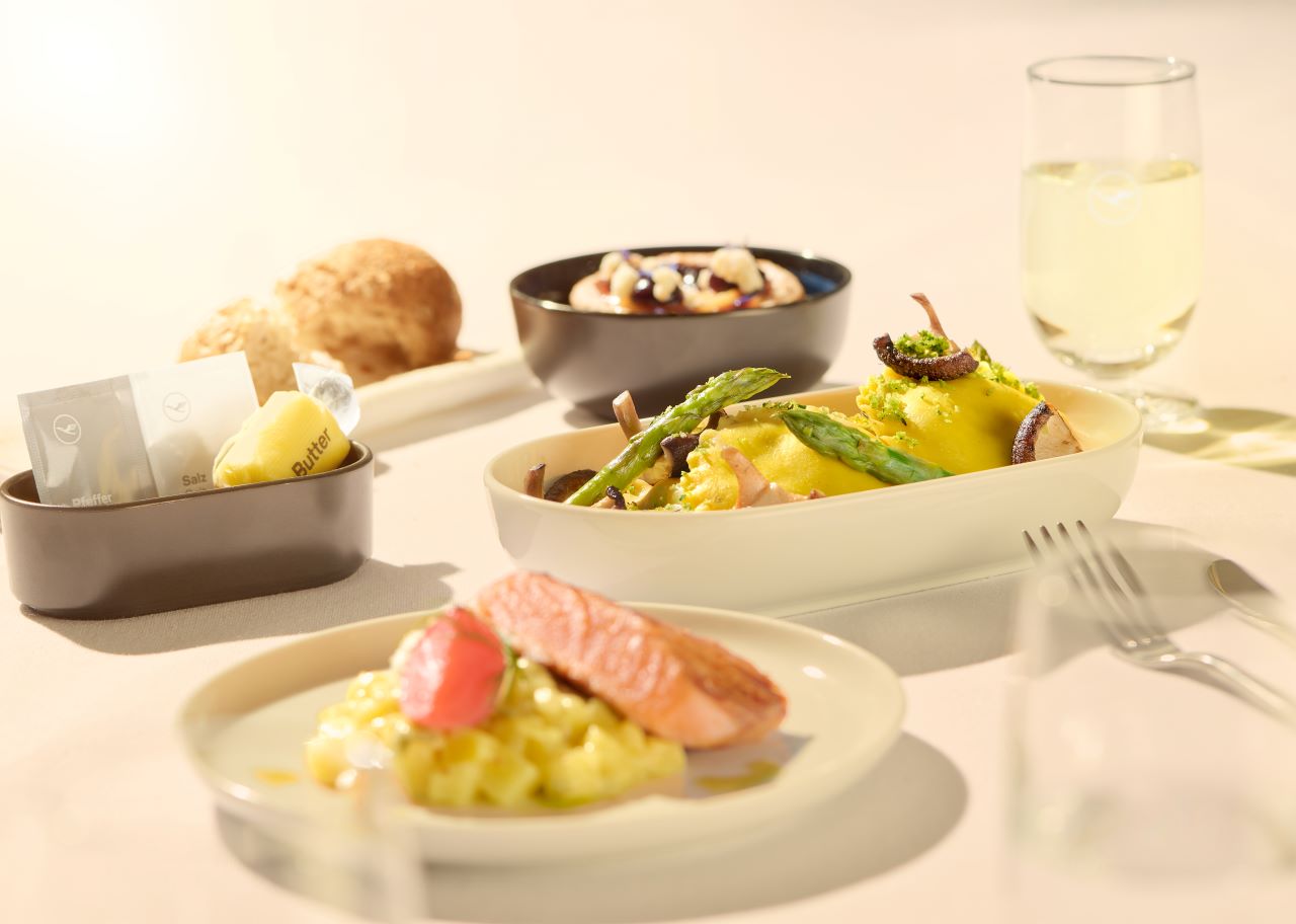 Lufthansa biedt Business Class-passagiers meer maaltijdopties op short ...