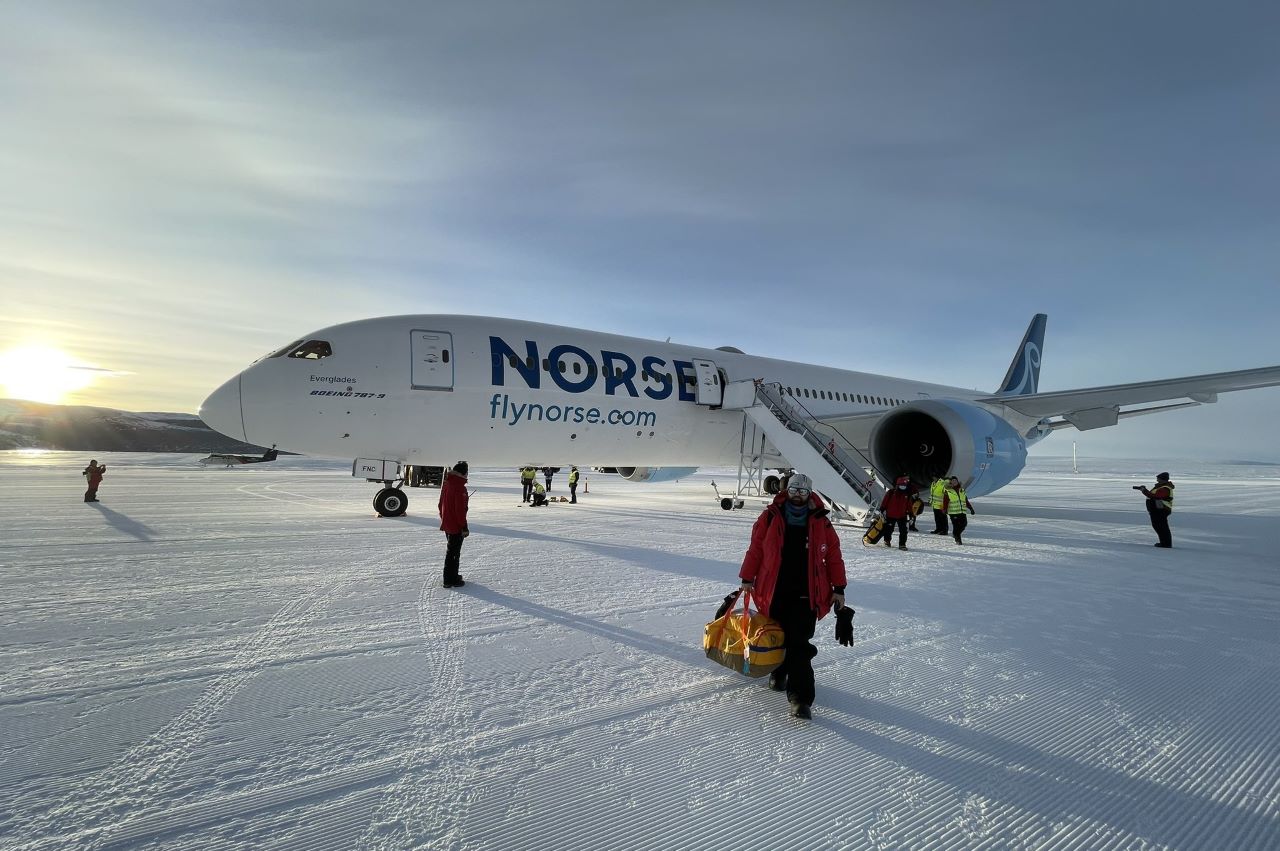 In beeld: Boeing 787 landt voor het eerst op Antarctica | Luchtvaartnieuws