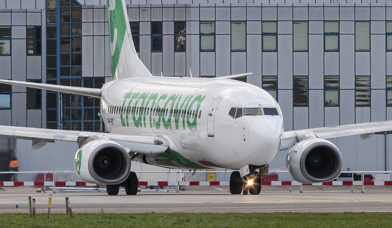 Nog maar twee te gaan: Transavia voert weer een Boeing 737-700 af naar ...